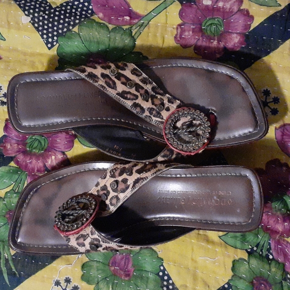 Donald J. Pliner | Shoes | Donald J Pliner Peace Sign Sandals | Poshmark